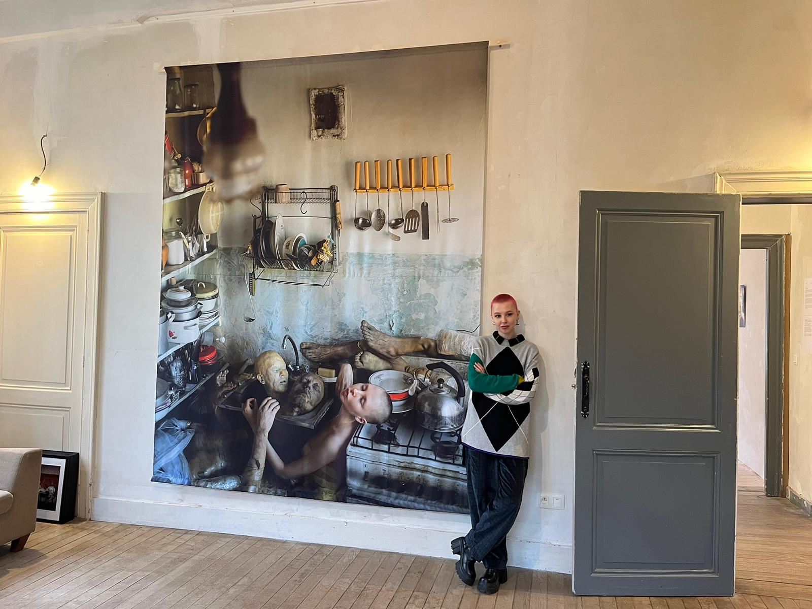 Oekraïense kunstenaars vragen met expo om oorlog niet te vergeten | RTV